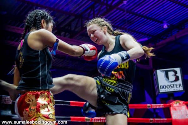 Rhona Walker Fights At Chokchai Stadium